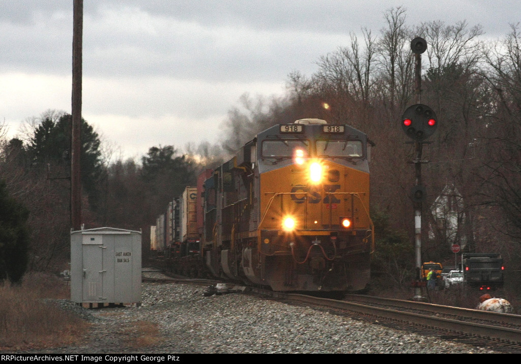 CSX train Q032 at East Aikin interlocking